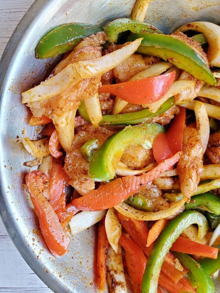 Easy Chicken Fajita Foil Packets - Thriving Gluten Free